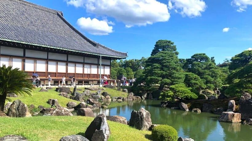 Kyoto: Nijo Castle History Walking Tour World Heritage - What’s Included and How to Make the Most of It