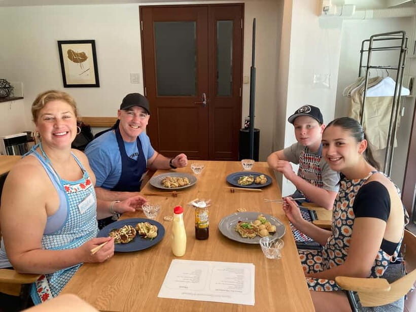 Kyoto: Okonomiyaki and TakoyakiJust 1 hour - Who Will Love This Experience?