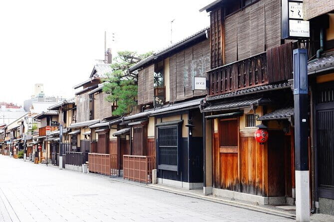 Kyoto: Temple Yoga, Tour of Four Spring Waters & Nourishing Lunch - A Wholesome Tofu Lunch in Kyoto