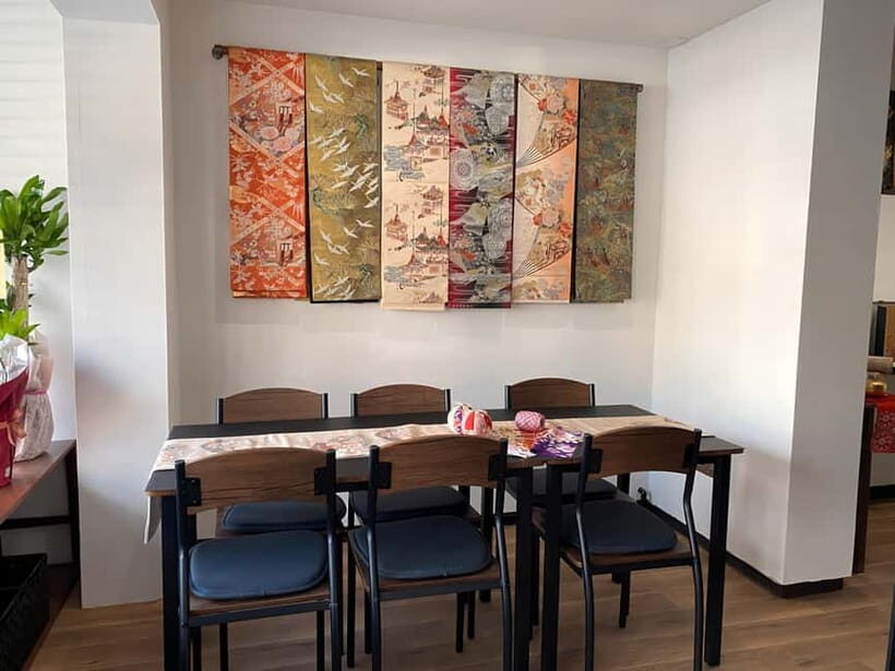 Kyoto: Traditional Kimono Fabric Handicrafts Workshop - What You Can Expect During the Workshop