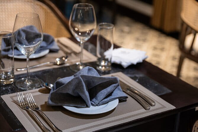 Lan Ha Bay 2 Days 1 Night on Syrena Cruises - Who Should Choose This Tour?