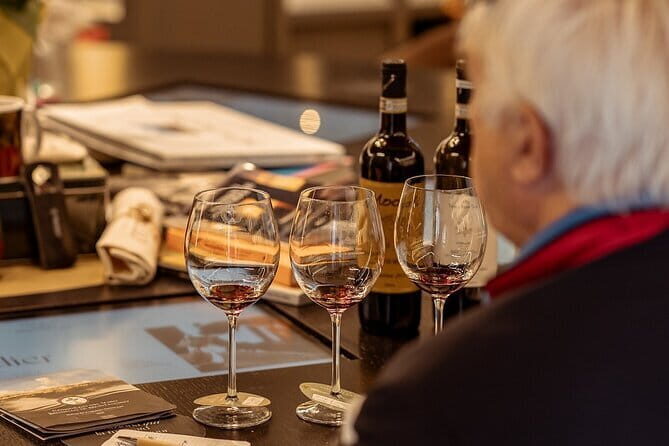 Lands of Brunello wine Pienza and Montalcino with Gourmet Lunch - Practical Tips for Travelers