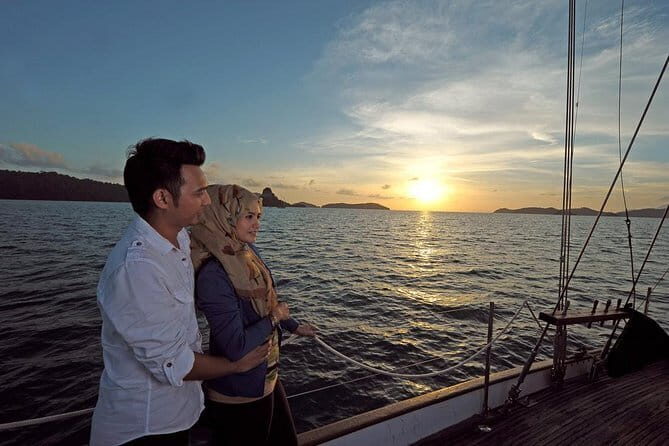 Langkawi Andaman Sea Sunset Dinner Cruise with Private Pickup - The Saltwater Jacuzzi and Hammock
