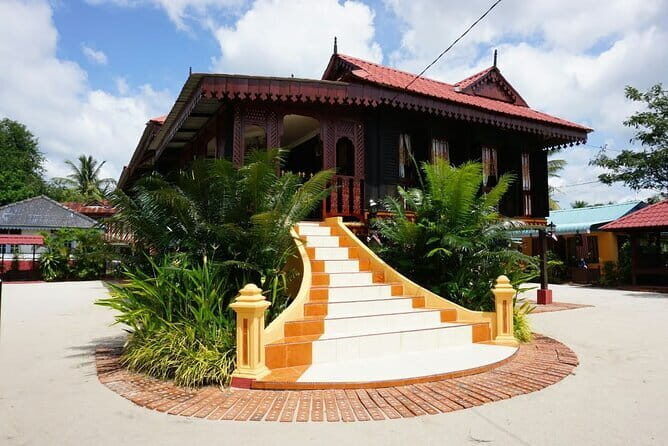 Langkawi History City Tour with Mahsuri Tomb & Beras Terbakar - Who Would Appreciate This Tour?