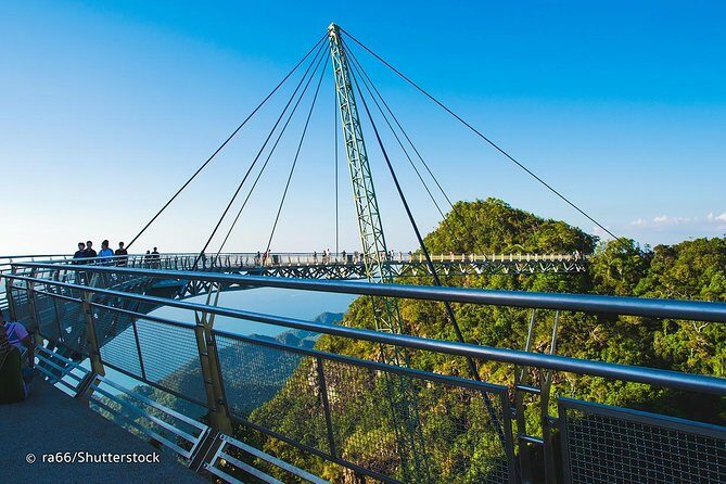 Langkawi Tour with SkyBridgewalk,Langkawi Cable Car,Oriental Village pass - Why This Tour Offers Good Value