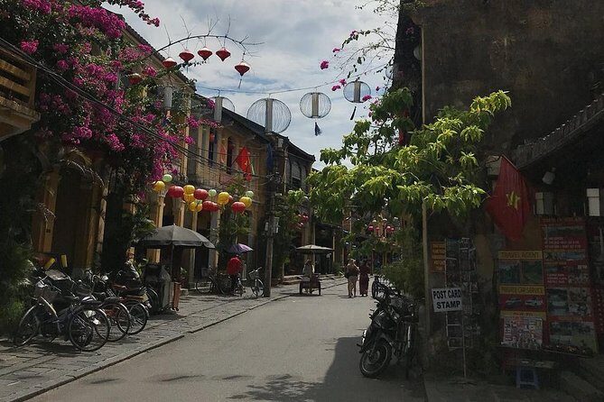 Lantern Making Class &Hoi An Walking Tour in Morning or Afternoon - Hoi An Ancient Town: A Window into Southeast Asia