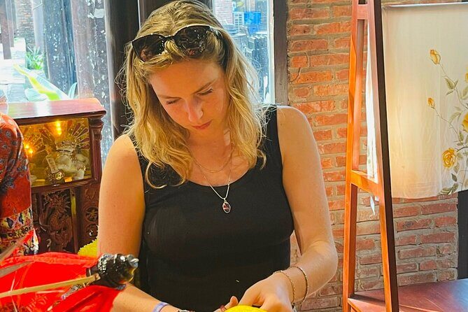 Lantern Making class with Ms. My in Local's Home - What Can You Expect During the Class?