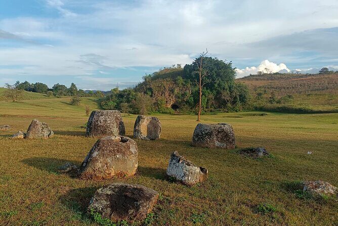 Laos tours package plain of jars to Luang prabang - Experience Quality & Value