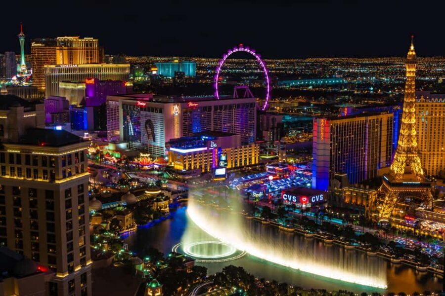 Las Vegas: Helicopter Tour of the Strip with Window Seats - What to Expect During Your Flight