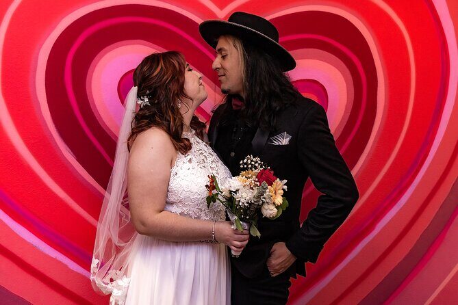 Las Vegas Wedding Chapel - Flowers and Extras