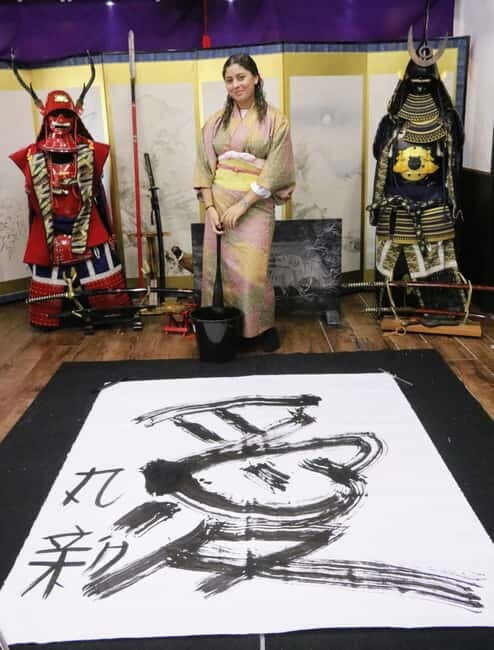 Learning Shodo with a kimono and Trying Samurai Calligraphy - What Makes This Tour Stand Out?