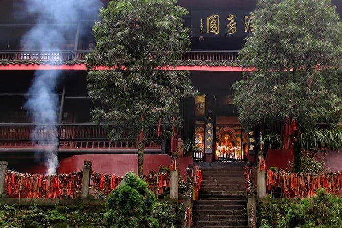 Leshan Grand Buddha & Mount Emei (Golden Summit) by high speed train 2 Day Tour - Ascending to the Golden Summit