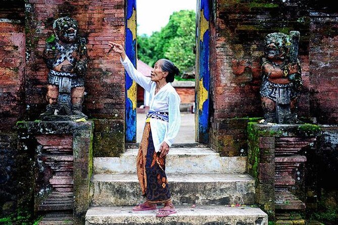 Lombok City Tour: Private Temple Tour with Lunch - In-Depth Look at the Lombok City Tour