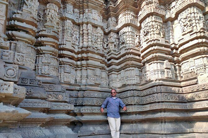 Lonar Lake Expedition: Exploring a Unique Meteorite Crater Lake - Cultural Significance and Biodiversity
