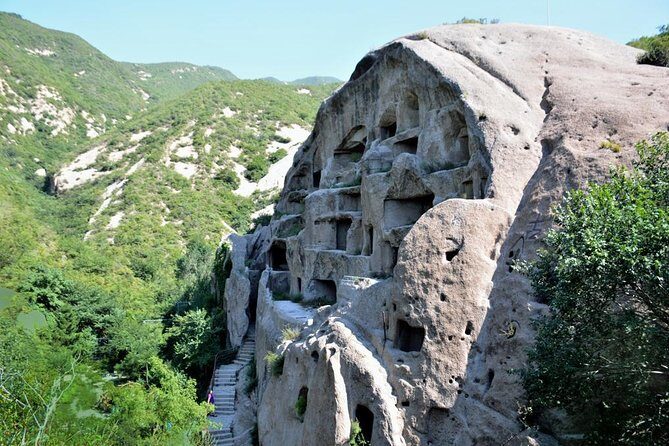 Longqing Gorge and Guyaju Caves Excursion With English Speaking Driver - The Fascinating Guyaju Caves: China’s Largest Cave-Dwelling Maze