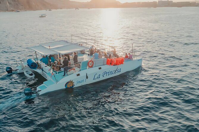 Los Cabos Sunset Catamaran Cruise with Open Bar & Light Snack - The Scenic Highlights: Landmarks and Coastline