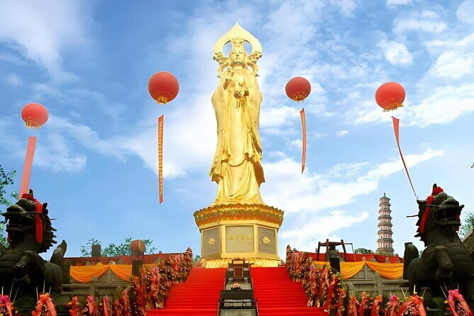 Lotus Hill Ancient Quarry Big Buddha Art AncientTown Private Tour - The Itinerary Breakdown: What You Can Expect