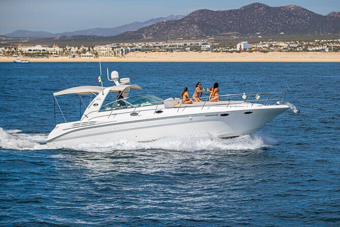 Luxury 42' Yacht Tour in Cabo for Snorkeling and Sunset - Real Experiences and Reviews