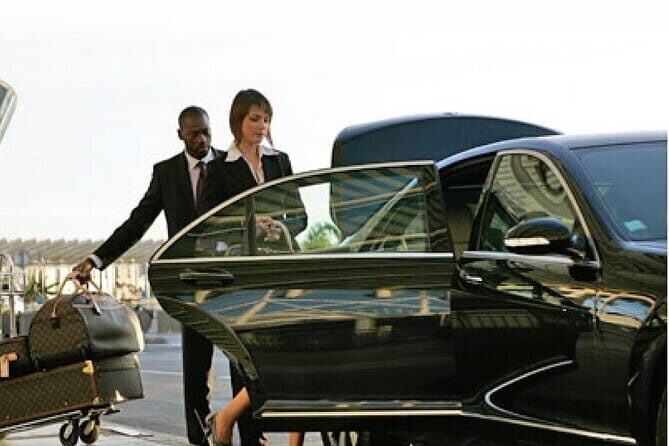 Luxury Agra day tour from Delhi by Mercedes Car - Who Will Love This Tour?