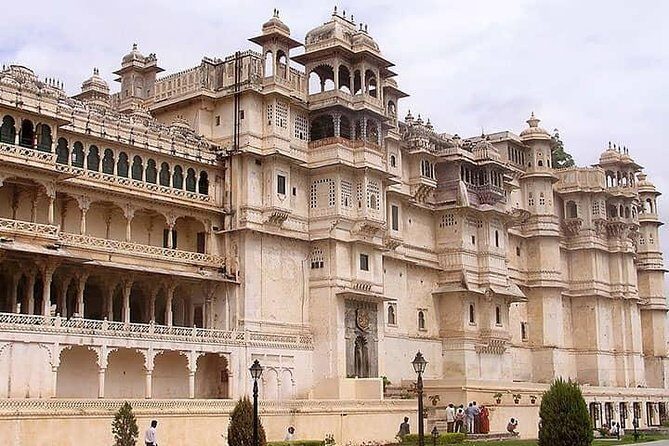 Luxury Golden Triangle with Udaipur - What Makes This Tour Stand Out?