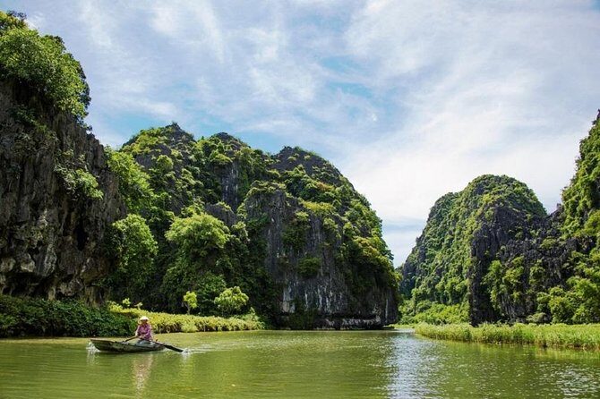 Luxury Hoa Lu - Tam Coc - Mua Cave 1 Day Tour - By Limousine & Small Group - The Real Travel Experience: Authentic and Well-Organized