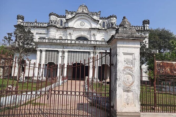 Majestic Murshidabad: A Private Day Tour from Kolkata - Who Will Appreciate This Tour?