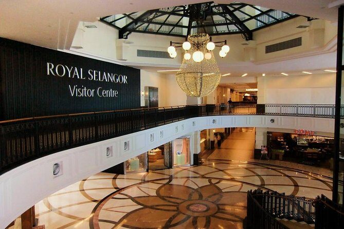 Malaysia Countryside and Batu Caves Tour from Kuala Lumpur - Transportation and Group Dynamics