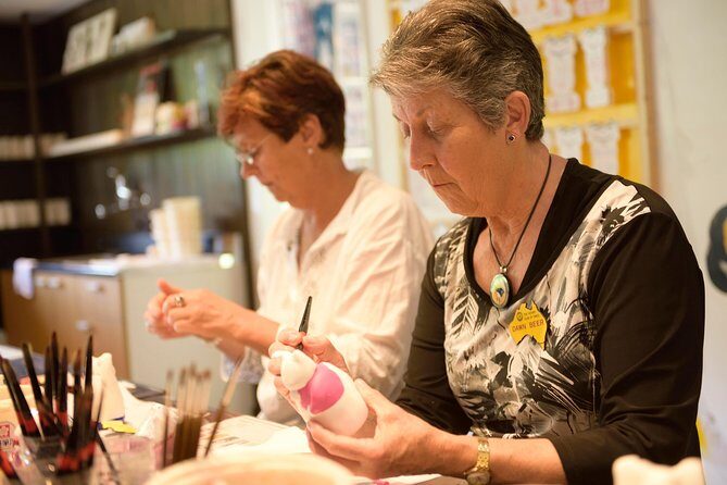 Maneki Neko painting experience - FAQs