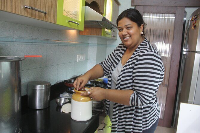 Market Tour & Maharashtrian Cooking Class in Mumbai with a Chef - Who Will Enjoy This Tour?