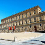 Medici Mile Walking Tour along the path of Medici Residences - A Consideration: The Variability of Guides