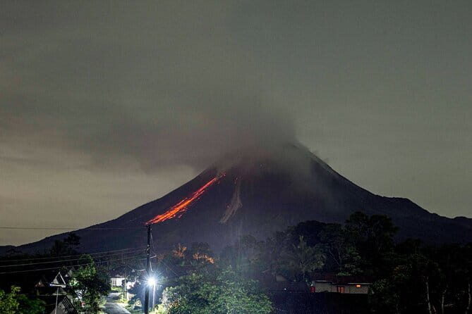 Merapi Lava Viewing at Night from the Safe Distance - Arriving at Merapi Volcano: The Nighttime Spectacle