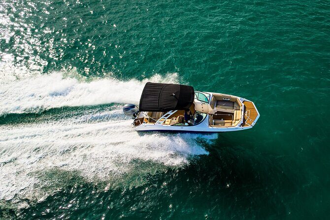 Miami's Unique Private Boat Tour: Discover & Enjoy Your Way - Key Points