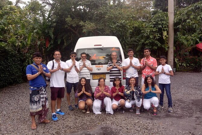 Mini Bus Hiace with 14 seater for Daily Tour and Airport Transfer - Who Should Consider This Tour?