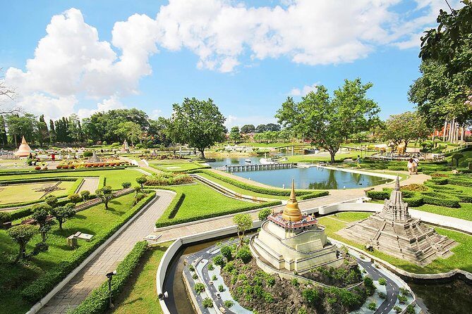 Mini Siam Miniature World Admission with Roundtrip Transfer from Pattaya - The Experience for Visitors