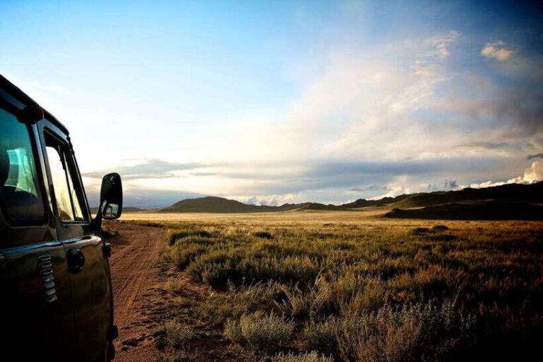 Mongolia: 15-Day Guided Tour with Ger Accommodation - Itinerary Breakdown: Deep Dive into Mongolia’s Wonders