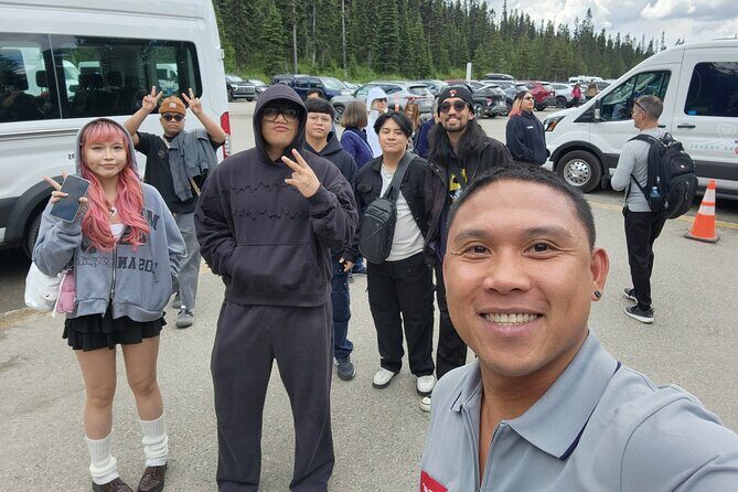 Moraine Lake Sightseeing from Lake Louise Village Samson Mall - What You Can Expect from the Itinerary