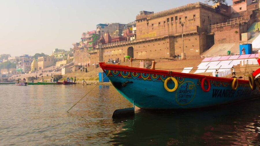 Morning Aarti with Boat Ride & Rooftop Breakfast - Is It Worth It? Analyzing the Value