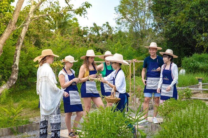 Morning Cooking Class in Traditional Pavilion with Beautiful Garden - Chiang Mai - Authenticity and Traveler Insights