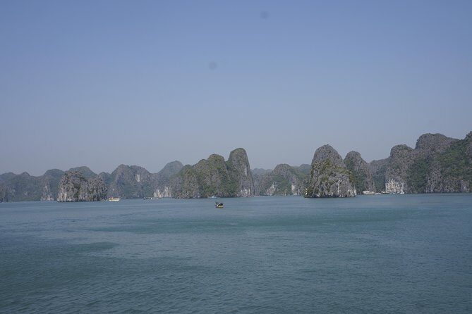 Most favorite full day boat tour with kayaking in Lan Ha bay, Ha Long bay - Who Will Love This Tour?