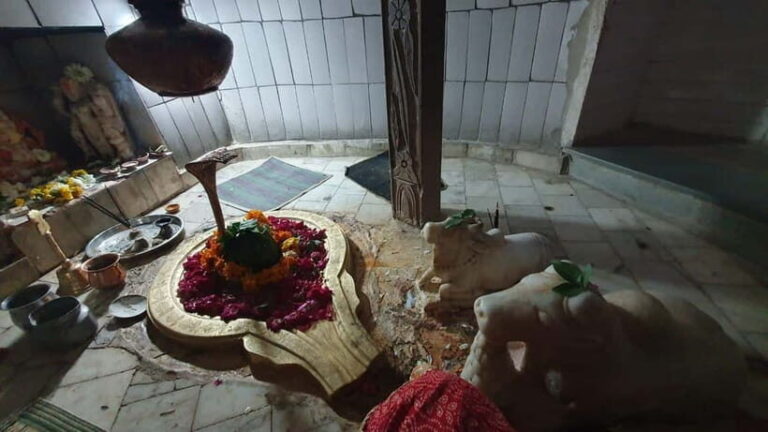 Motor bike ride to Baidhnath shiva temple and trekking - The Itinerary: What to Expect on This Unique Journey