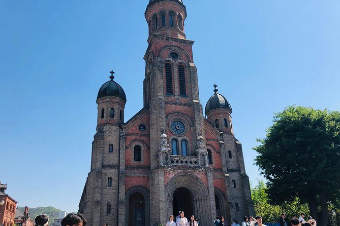 MT. Naejang Autumn Foliage and Jeonju Hanok village 1 Day Tour - Who Should Consider This Tour?