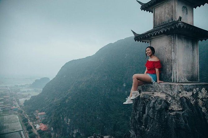 Mua peak cave & Tam Coc boat ride day trip - Tam Coc: Floating Through Limestone Caves