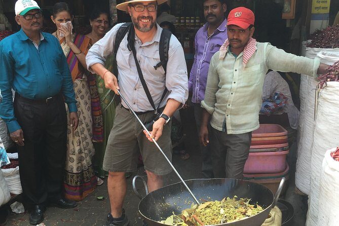 Mumbai Spice Markets and Bazaars Tour with Guide and Transport - FAQ