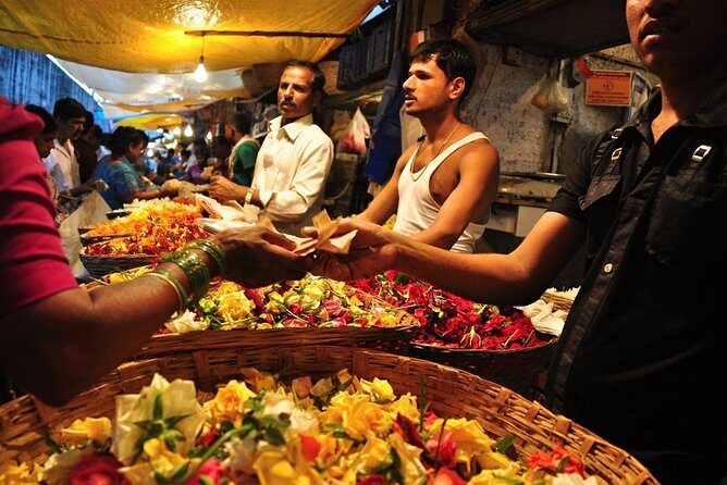 Mumbai Tour by Public Transport - Practical Tips