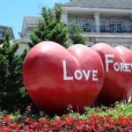 Must see Ba Na Hills and Golden Bridge: Transfer by Private Car - What to Expect at Ba Na Hills and Golden Bridge