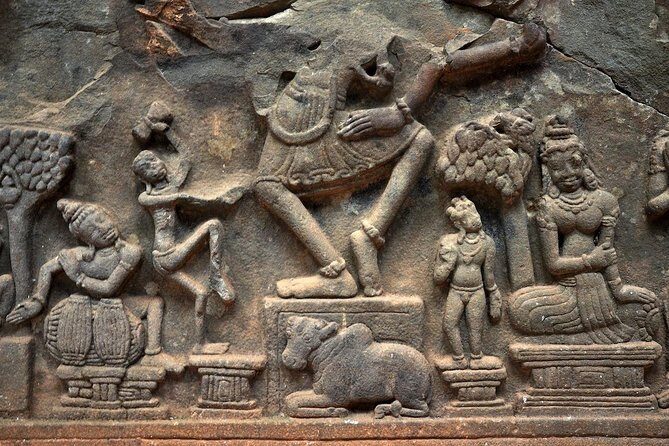 My Son Sanctuary Small Group Tour & Cultural Ceremony from Hoi An Full Day - Transportation & Group Size