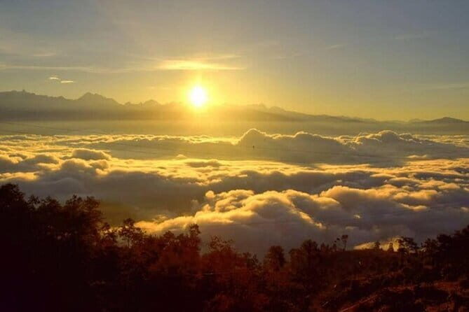 Nagarkot Sunrise with Bhaktapur Durbar Visit - Who Should Consider This Tour?