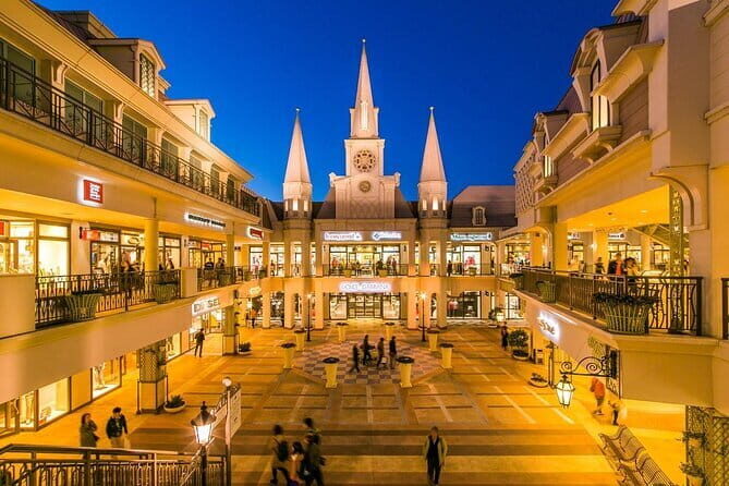 Nagoya Nagashima Outlet Mall & Nabana no Sato Park Day Tour - Who Is This Tour Best For?