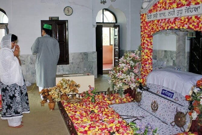 Nankana Sahib Gurdwara One Day Guided Tour - The Scenic and Cultural Context