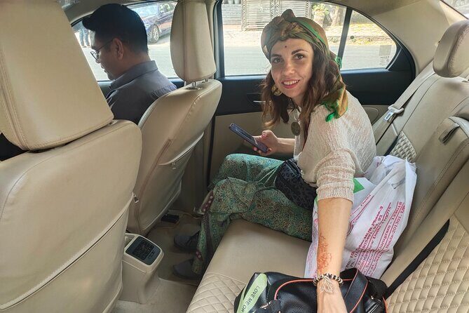 New Delhi Airport to Hotel Transfer Private Shuttle Sedan & SUV - Comfort and Practicalities: Why This Service Works